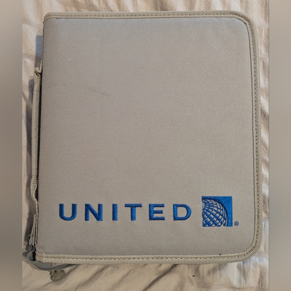 United Airlines | Office | United Airlines Flight Attendant Manual ...